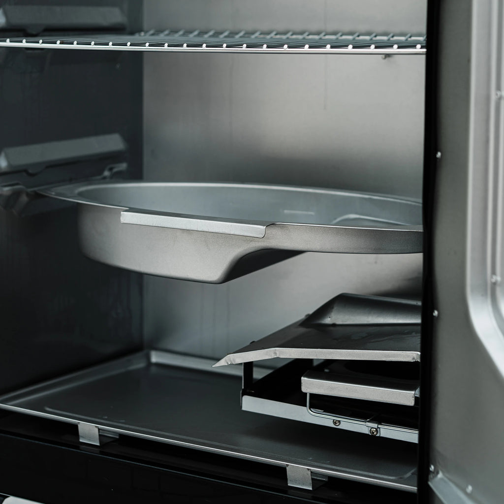 40-Inch Digital Electric Smoker with Window and Legs - Masterbuilt