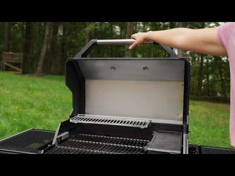 AutoIgnite™ Series 545 Digital Charcoal Grill and Smoker - Masterbuilt